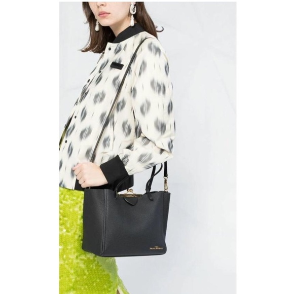 Marc Jacobs | Bags | Nwot Marc Jacobs The Kiss Lock Small Leather Tote ...
